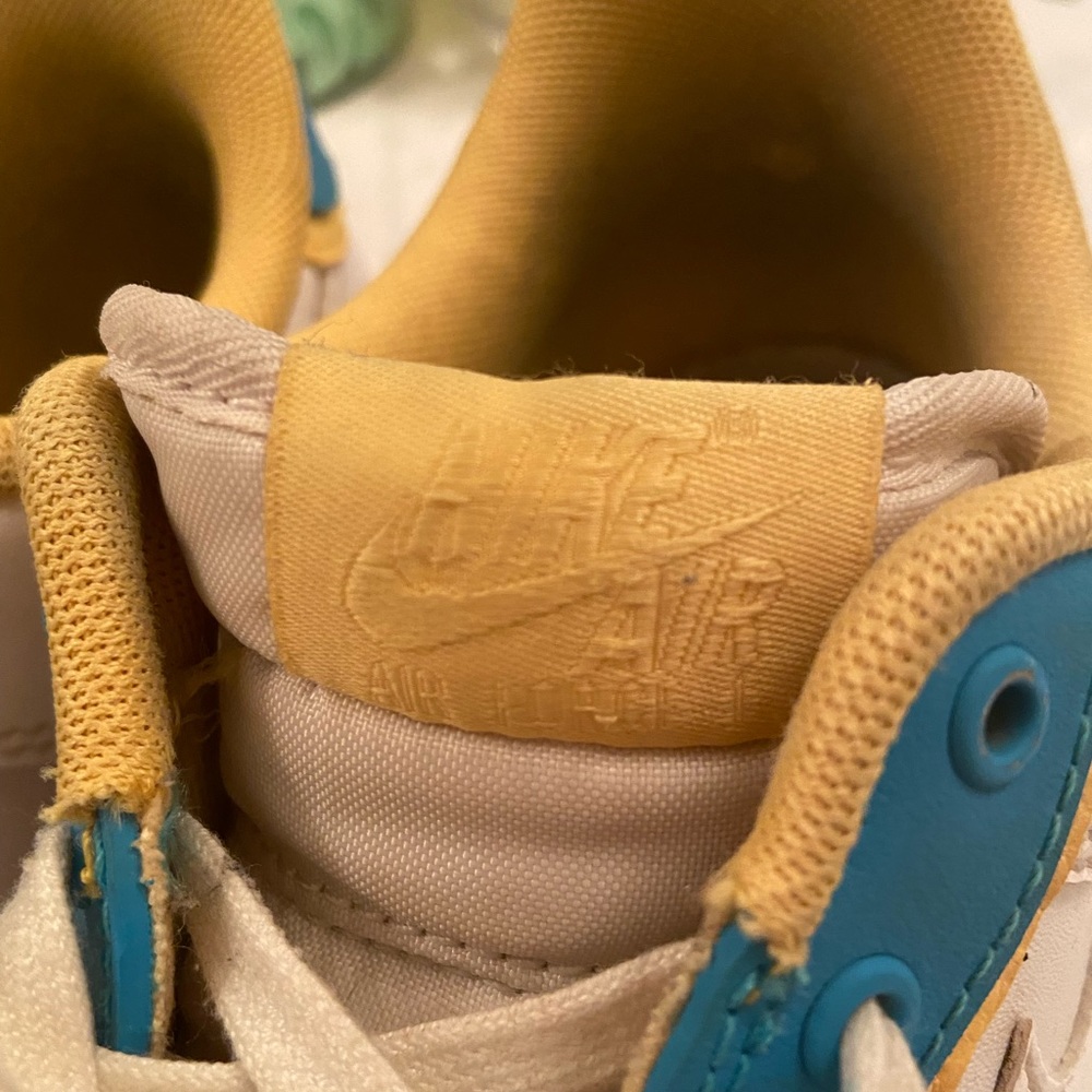 Blue And Yellow Detailed Af1 - Gem